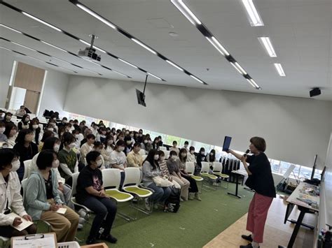 東雲女子短期大学保育科 一年生100人へ│おはなし屋えっちゃんのおはなしcafe