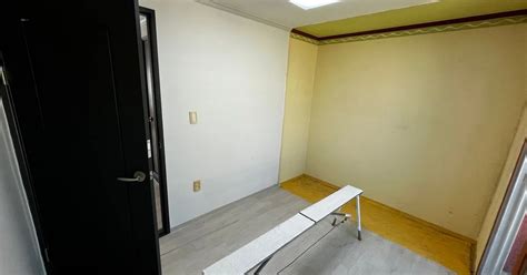 붙박이장이 나가고 텅비어버린 저희가 할게요 모아도배 숨고 숨은고수