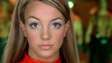 The Story Behind Britney Spearss Iconic ‘oopsi Did It Again Outfit