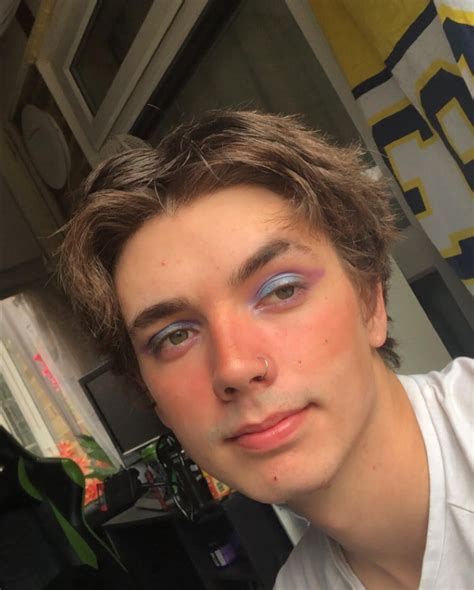 I Think I Might Be Gender Fluid I Thought I Was Trans Im Still