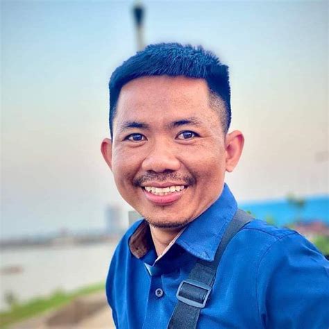 ជ្រើសរើស ពលករ ស្របច្បាប់ Home