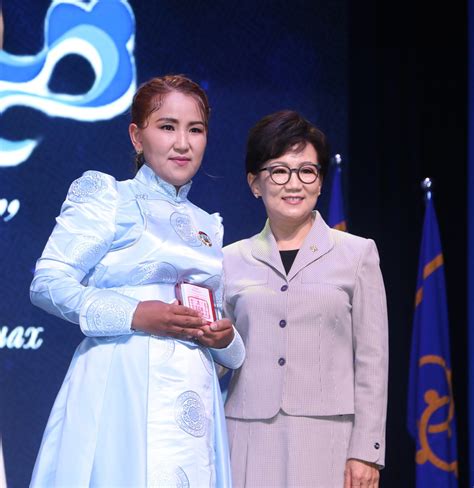 Дархан Уул Дархан Уул Иргэдийн Төлөөлөгчдийн Хурал