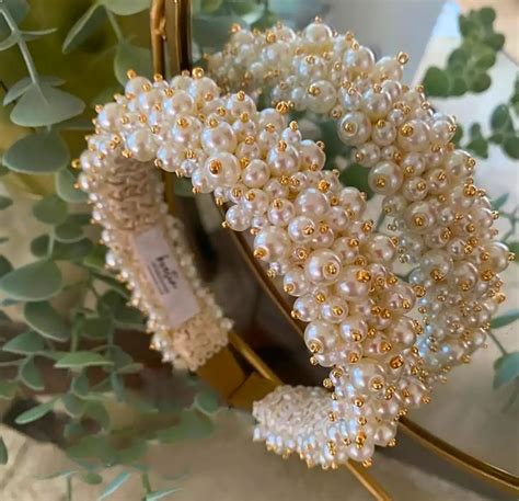 15 مدل دلبرانه تل مو برای شینیون؛ ایده‌ های شیک برای مهمانی‌ های لاکچری