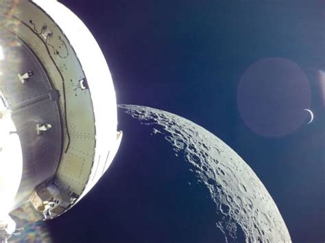 НАСА објави фотографии од последното прелетување на Орион над Месечината Usb Mk
