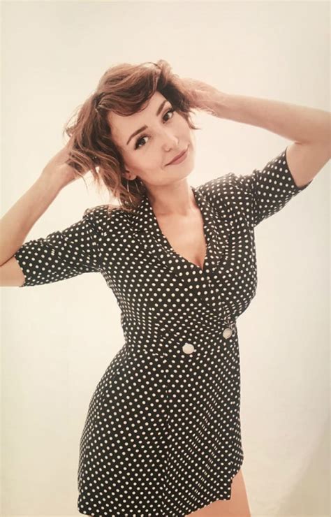 Milana Vayntrub Tumblr Com Tumbex