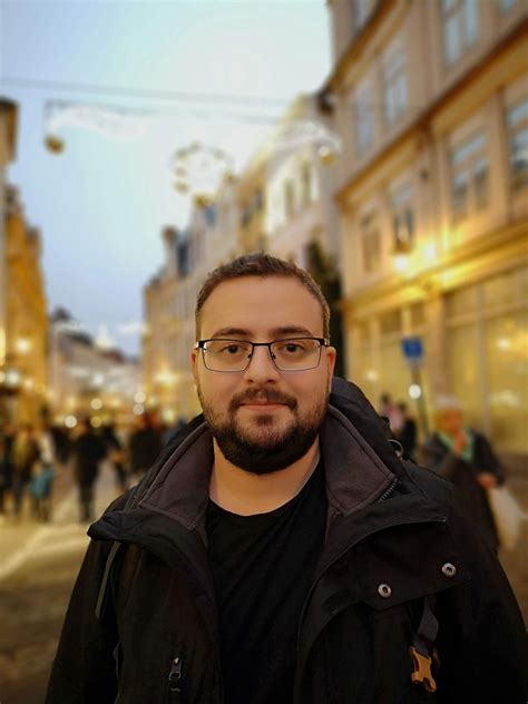 Lucian Nitescu Medium