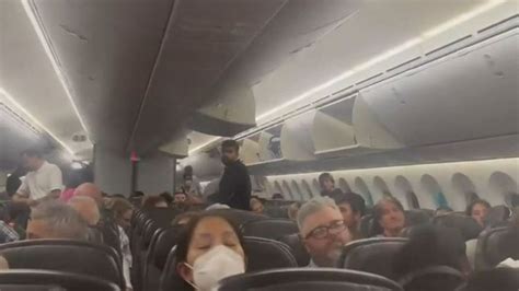 Jetstar Emergency Landing Jq30 Passengers Stuck On Plane For 7 Hours Alice Springs Sky News