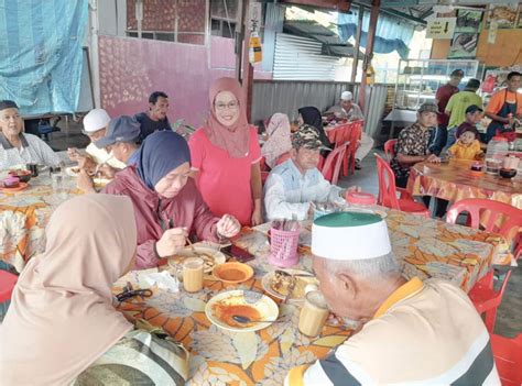 Harga Murah Kedai Makan Mak Ani Jadi Tumpuan