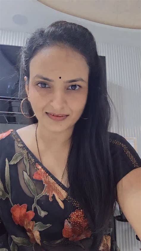 savita yamgar 🥰😍 instagram