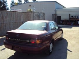 1992 Toyota Camry 4 Door Sedan Dx Model 22l At Fwd Color Red Z14671