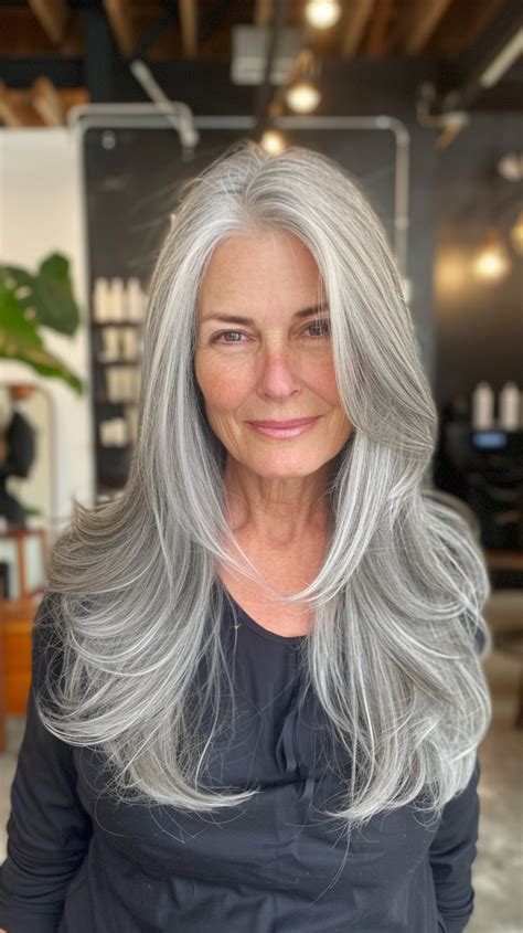 Gorgeous Gray Long Hairstyles That Are Redefining Glamour