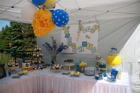 Graduation Candy And Dessert Station Grad Party Pinterest