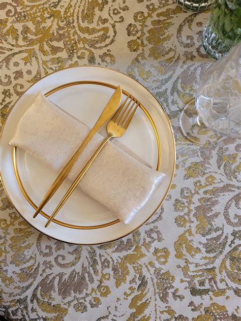 Customizing Service Goza Designs