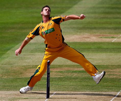 Top 6 Fastest Cricket Bowlers In The World Hubpages