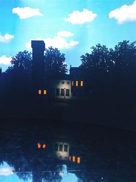 [가보니] 르네 마그리트의 ‘빚의 제국 360도 실감 체험에 ‘오감만족 아주경제