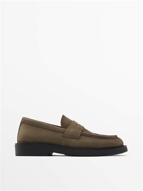 Лоферы из нубука · Кротовый · Туфли | Massimo Dutti