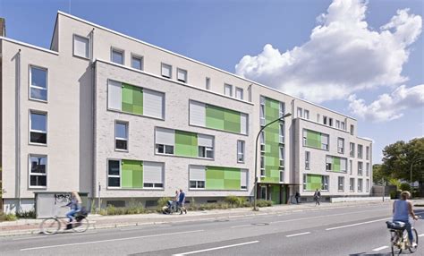 Klinker Farbe Putz Und Fassadenplatten Auf Wdvs Beim