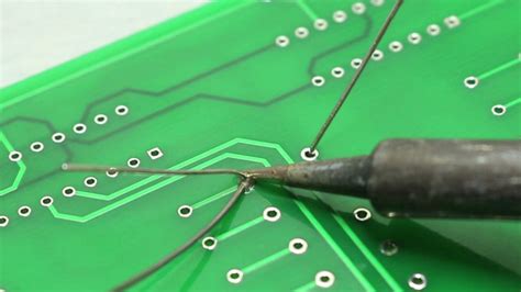 How To Use Breadboard Beginners Guide Nematicslab