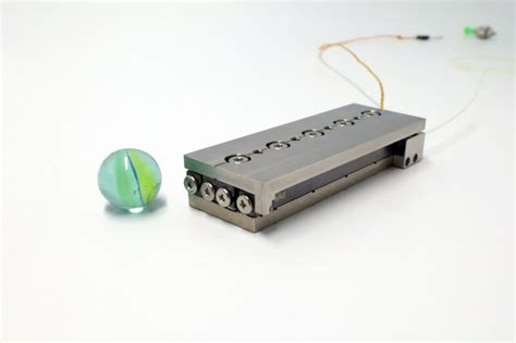 Slc 2475 F Closed Loop Cryogenic Stage Smaract