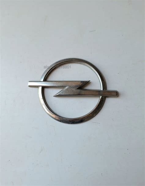 Емблема за Opel Аксесоари Резервни части консумативи аксесоари Велико Търново