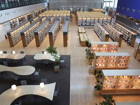 中央図書館の施設案内 山口市立図書館