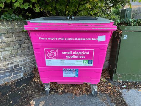 Small Electricals Recyling Bin Fowlmere Parish Council