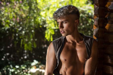 Adam Jakubowski On Twitter Rt Karrde Pl New Portrait Shot With Ladyjakubowsky