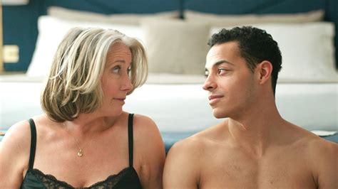 MUJER DE AÑOS CONTR T A JOVEN PARA S X RESUMEN Resumen De Peliculas RESUMEN YouTube