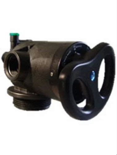 Runxin PVC Initiative Multiport Valve For Ro Plant Valve Size 25NB At 900 Piece In Coimbatore