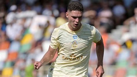 Шахтар не погодився на трансфер Судакова до Наполі