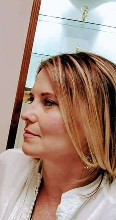 Pin By Valerie Poussard On Lucy Lawless Lucy Lawless Drop Earrings