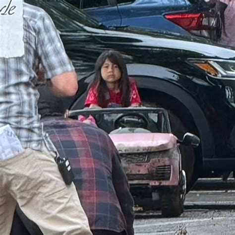 First Look Set Photos Reveal Maia Kealoha As Lilo In Live Action Lilo Stitch Remake