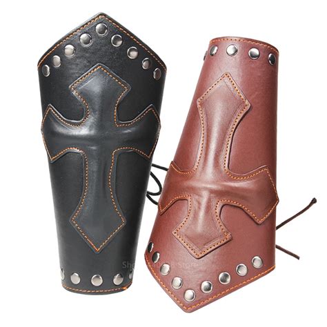 중세 갑옷 와이드 커프스 1pc Bracers 남자 Steampunk 전사 의상 크로스 르네상스 기사 기사단 가죽 레이스 업