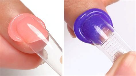 ترفندهای جالب آرایشی دخترانه برای لاک زدن 2022 لیدی تماشا