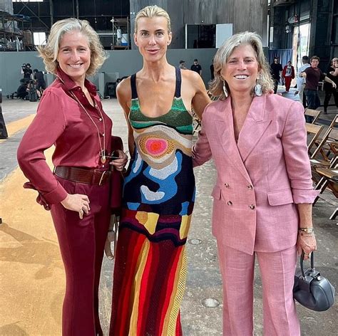 Hedge Fund Titan Israel Englander Pays 1 Billion Us To Ex Wife And Photographer Caryl Who Left