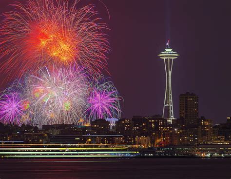 Fireworks With Space Needle Photograph By Hisao Mogi Pixels