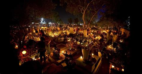Celebración Del Día De Muertos