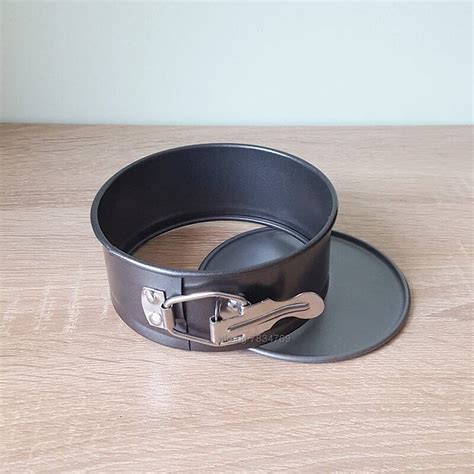 2467 Малка кръгла форма за печене с падащо дъно 12x5cm Съдове Сервизи Прибори Добрич