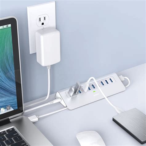 The Best Usb Hubs For Charging Your Stuff
