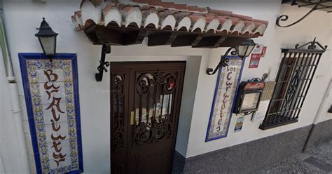 Un Cliente Se Queja De Que Un Popular Bar De Granada No Le Atiende