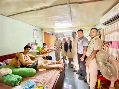 คณะครูแผนกวิชาช่างก ช่างกลโรงงาน วิทยาลัยเทคนิคนครขอนแก่น