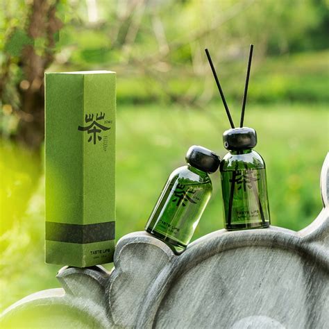 Popular Whole Fragrance Portable Table Aroma Essential Oil Diffusers Aromatherapy Led Essential