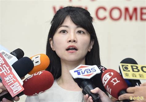 被控施暴高嘉瑜！文青作品被挖出 網友一看嚇壞「反差好大」 政治 自由時報電子報