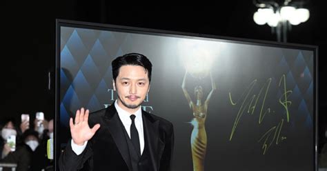 변요한 청룡영화상 영광입니다 [사진]