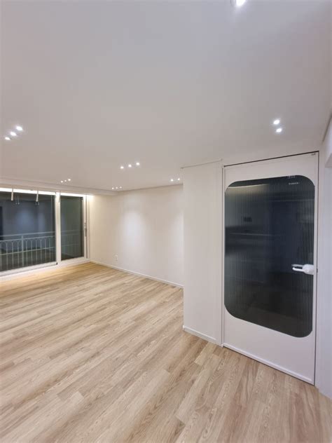 25년된 구축 신혼부부를 위한 25평 인테리어 라이프스타일 슈퍼앱 오늘의집