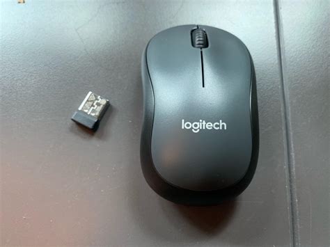 Logitech Wireless Mouse Computers And Tech Parts And Accessories Mouse And Mousepads On Carousell