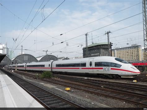 ICE 3 leaving Frankfurt.