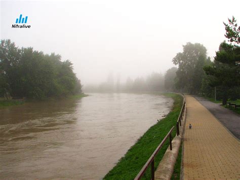 Rieka Nitra Povodne