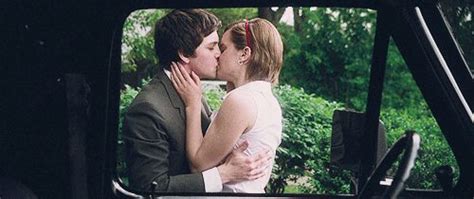 Emma Watson Logan Lerman Sam Love Charlie Kelmeckis Kiss Perks