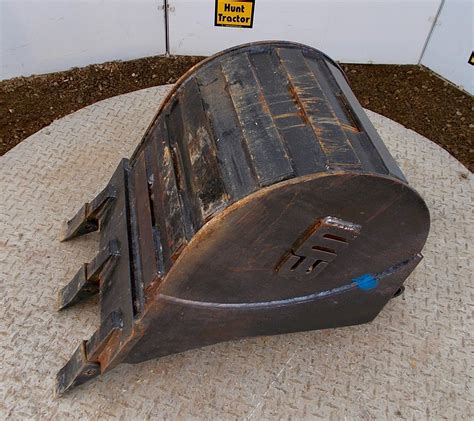 New 16 Bobcat E26 Pin On Mini Excavator Bucket For Sale